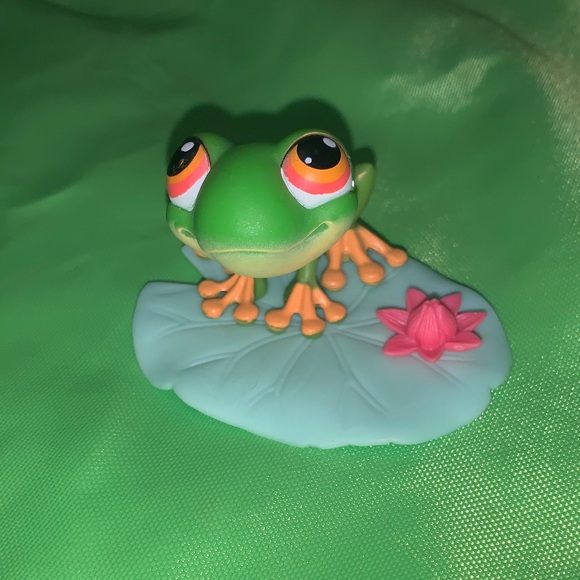 Littlest Pet Shop | Toys | Hasbro Lps Littlest Pet Shop Green Frog On ...